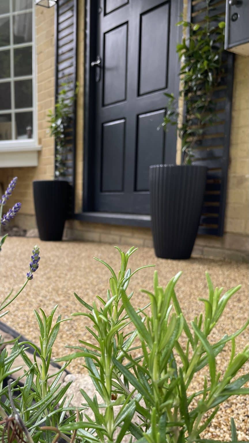 DIY Garden Path tutorial with slabs and resin-bound gravel - Claire ...