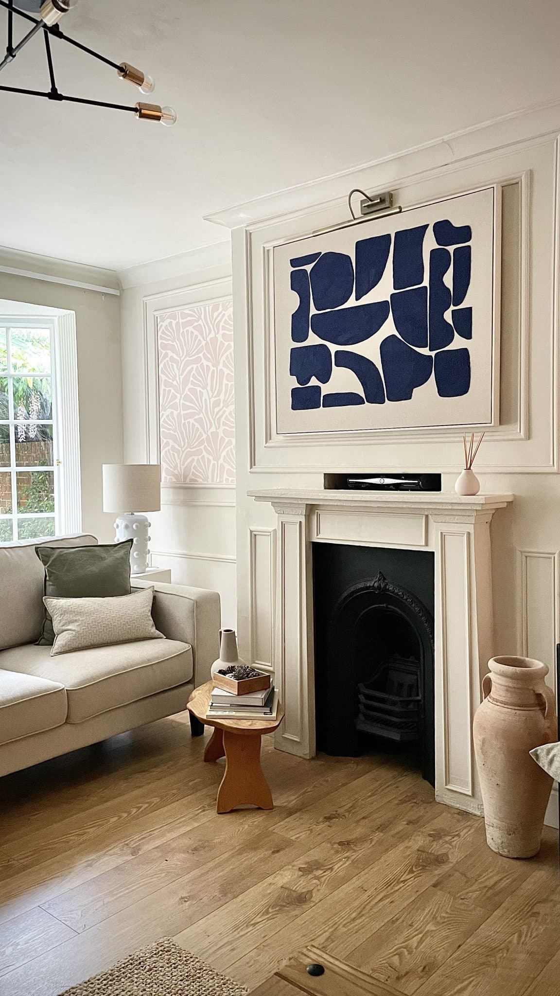 How to lay a resin garden path using Vuba resin-bound gravel DIY kits ...