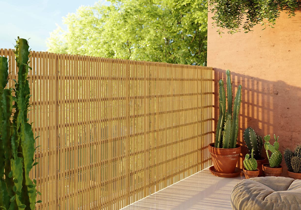 15 fence privacy screen ideas for secluded outdoor space - Claire ...
