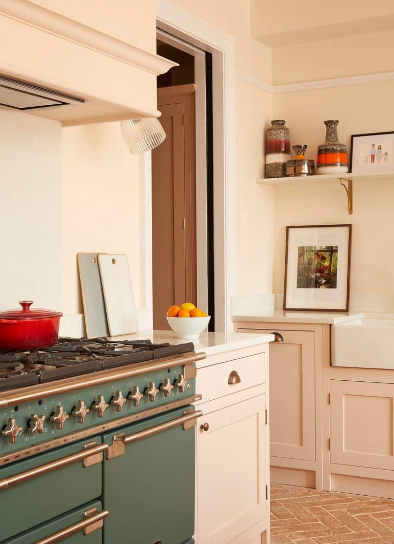 Find out what colour kitchen cabinets are timeless - Claire Douglas Styling