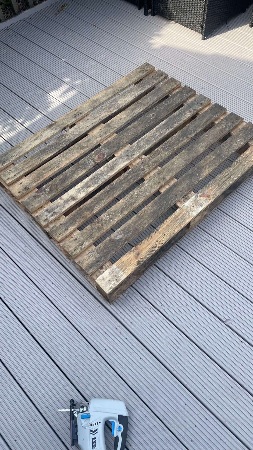 Pallet planter boxes diy: you need to try this one! - Claire Douglas ...